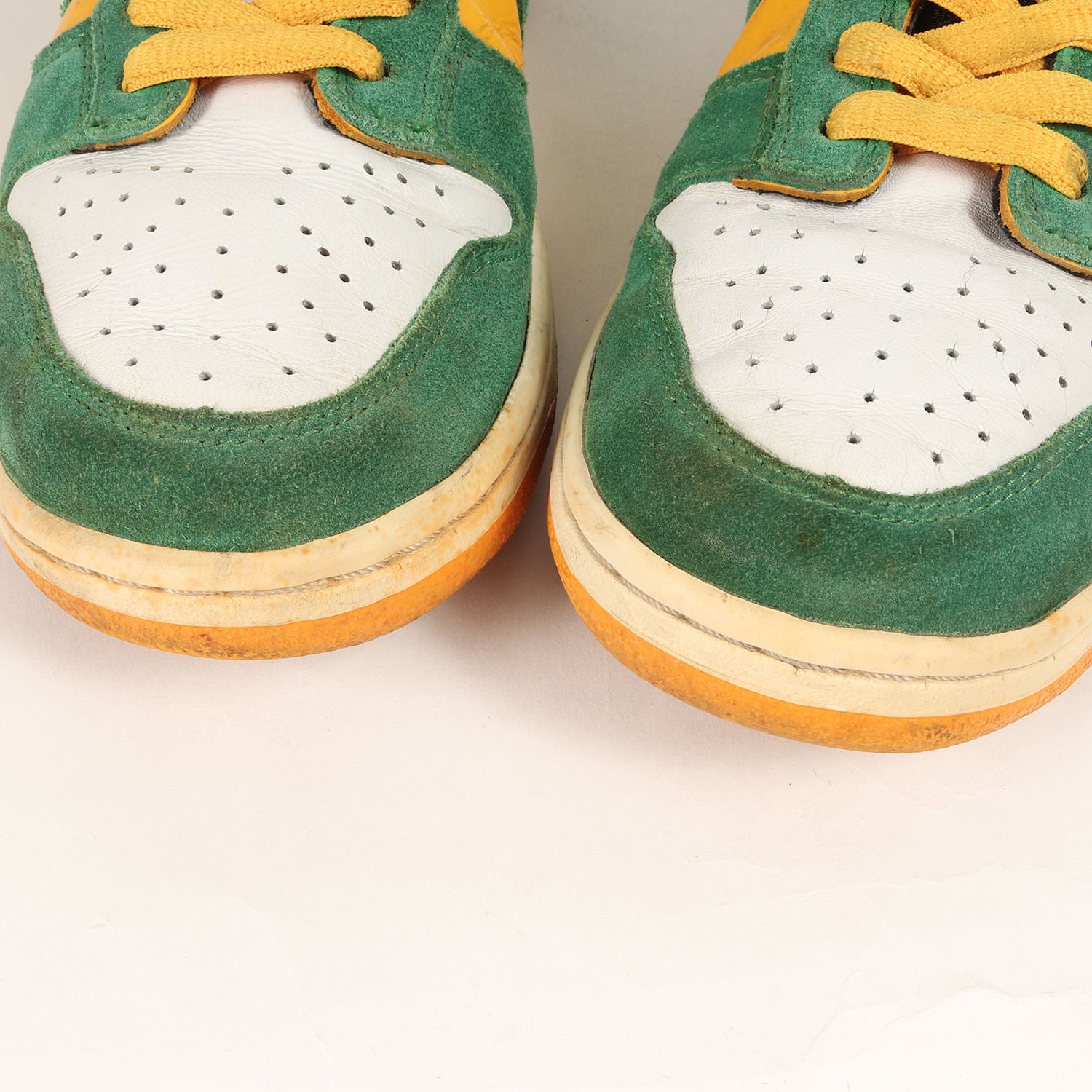 NIKE (ナイキ) DUNK LOW PRO SB BUCK (304292-132) - ブランド古着の通販・買取 | BEEGLE by ...