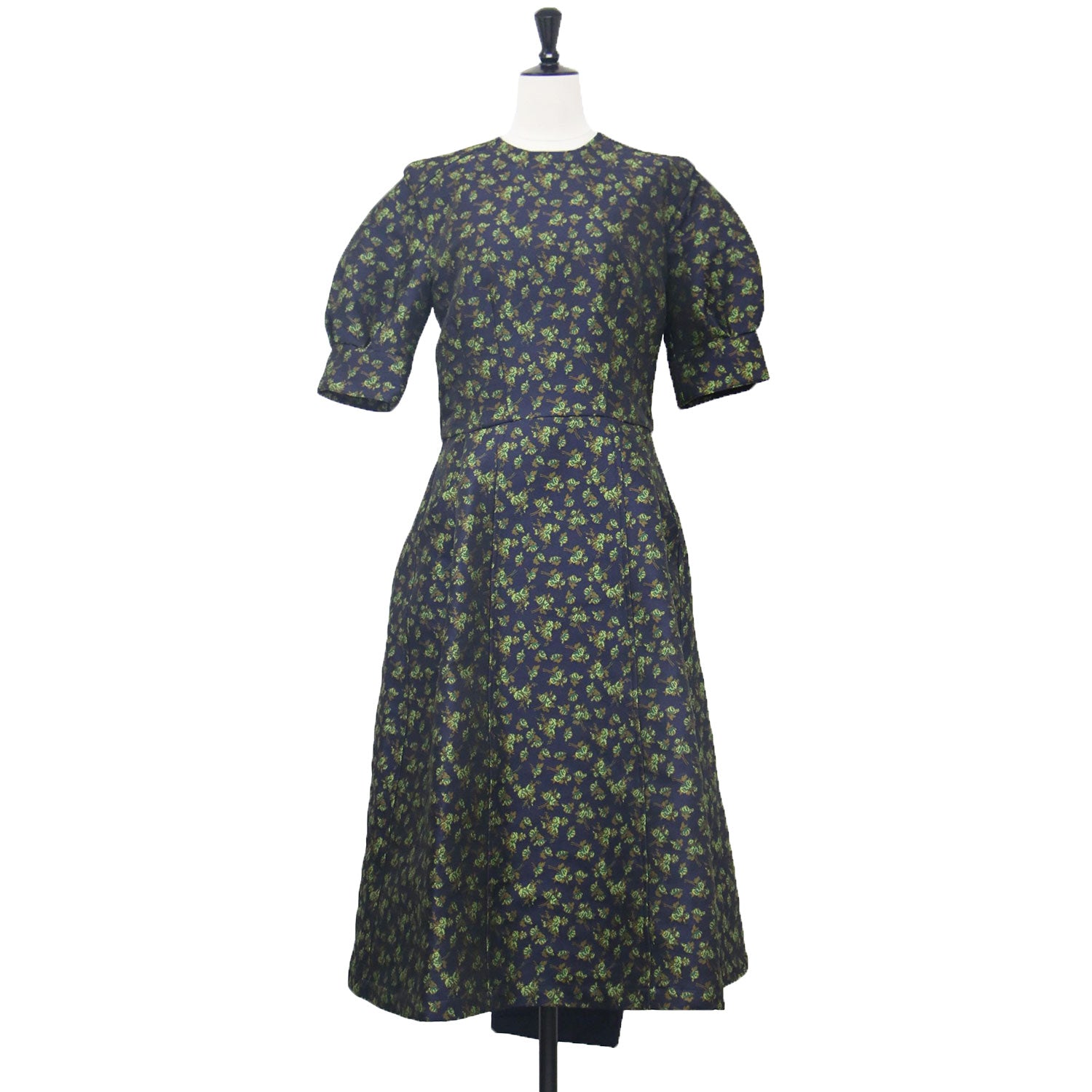 TOGA PULLA (トーガ プルラ) フラワー ジャガード ドレス / ワンピース 花柄 ロング パフスリーブ 半袖 フレア ウエスト ...