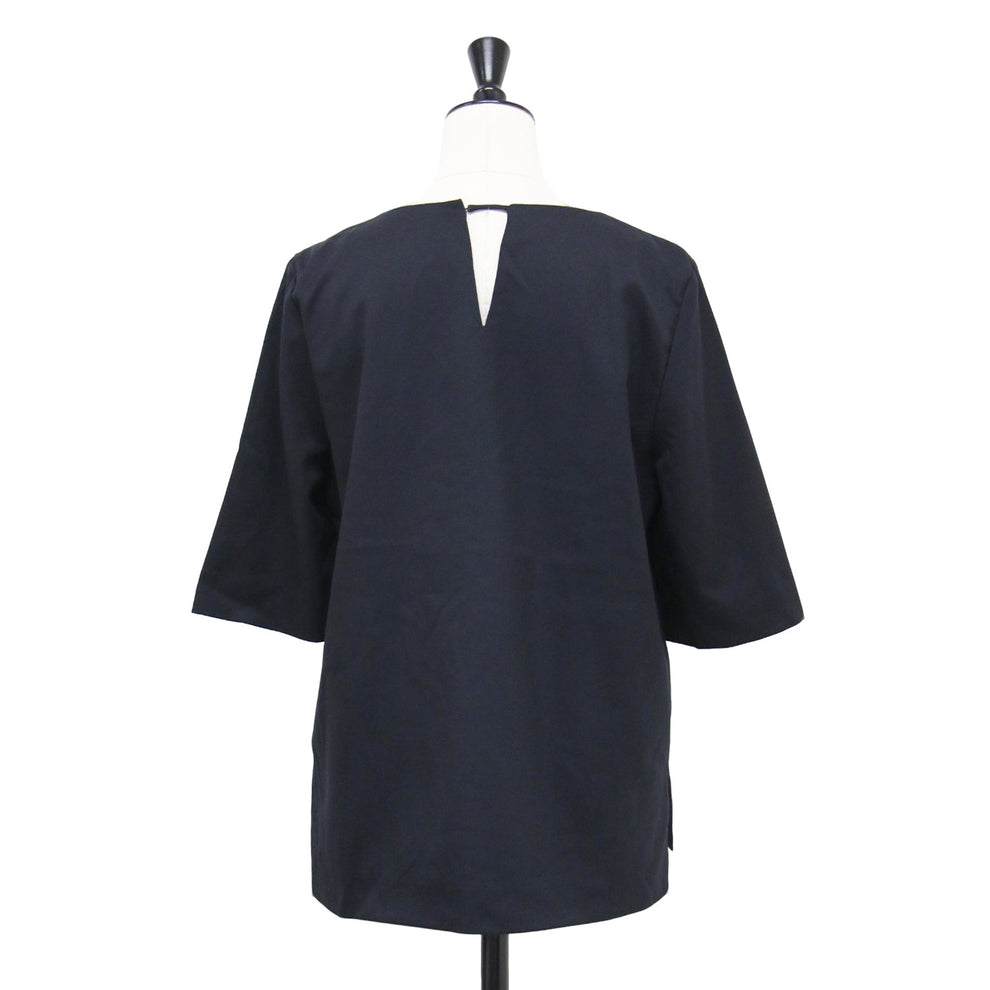 25春夏 ファイン ウーステッド ウール スリットスリーブ ブラウス / プルオーバー Vネック 五分袖 - ブランド古着の通販・買取 ...